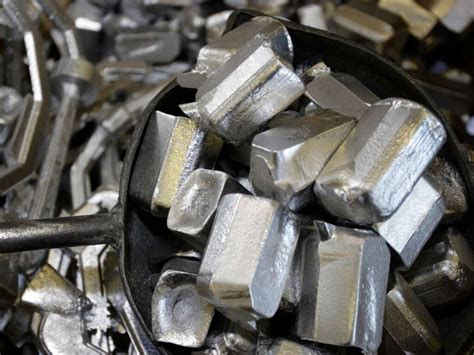 Cnc Turning Vs Milling Whats The Real Difference Machmaster