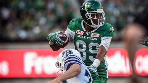 Duron Carter Gives Riders A Much Needed Hand Cfl Ca