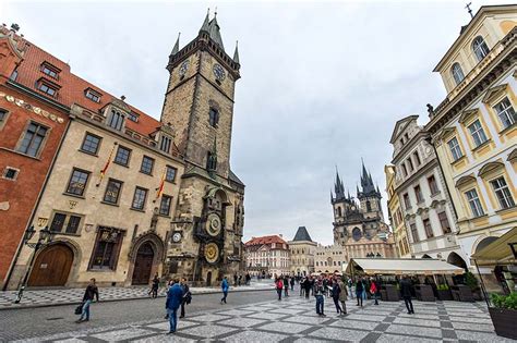 프라하 공항에서 시내 구시가지 광장까지 교통편 및 가는 방법