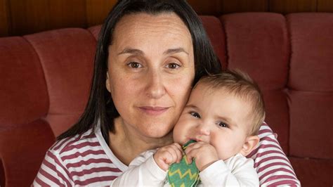 Breastfeeding Mother Forced Out Of Arj Barkers Melbourne Comedy Show Nt News