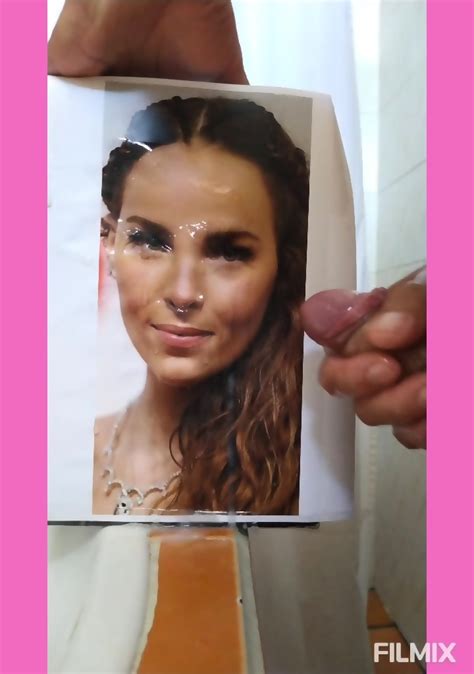 Tribute Um Belinda Peregrin