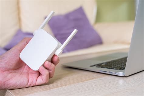 Wi Fi Extender Vs Mesh Router It Depends On The Home