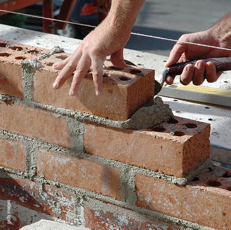 Basic Bricklaying Skills Tools4Builders