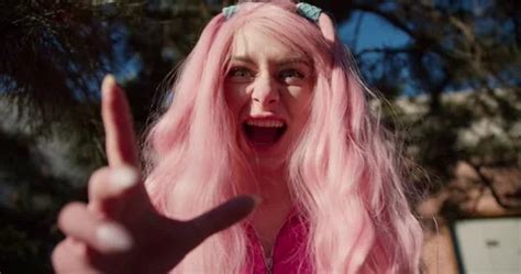 Pov Girl With Pink Hair Posing Grimaci Stock Video Pond