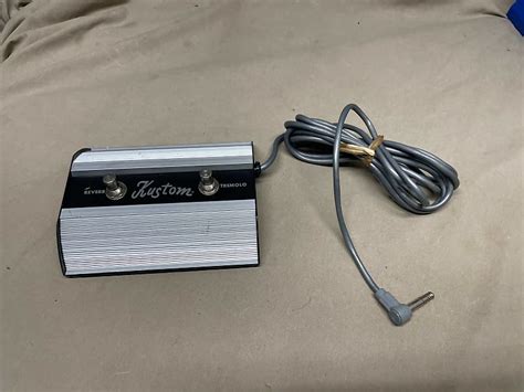Kustom 2 Two Button Reverb Tremolo Footswitch Pedal Reverb