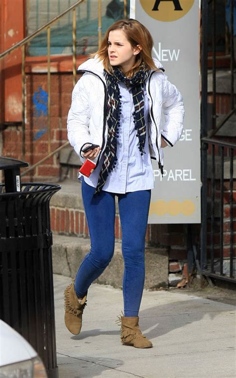 Emma Watson Sexy In Tight Jeans