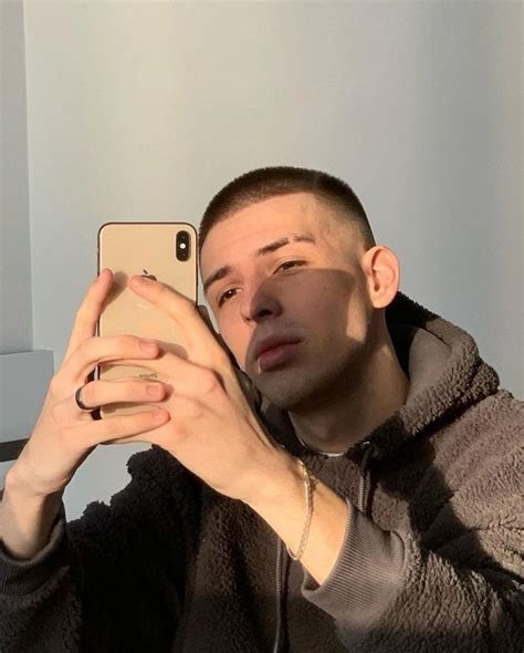 Pin By Aleksey On ПАРНИ ПАРНИ In 2024 Fitness Inspiration Body Portrait Photography Poses