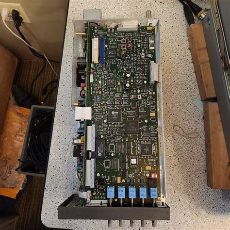 Tektronix 1750a Ntsc Waveform Vector Sch Audio Monitor As Is For Partsrepair Ebay