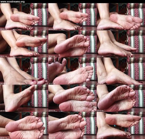 Goddess Foot Fetish Pronounced Arches And Dirty Soles On Roxans Feet