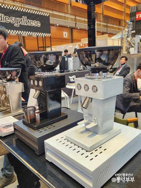 가정용 커피 그라인더 전동 수동 무선 홈카페용품 종류 알아보기 네이버 블로그