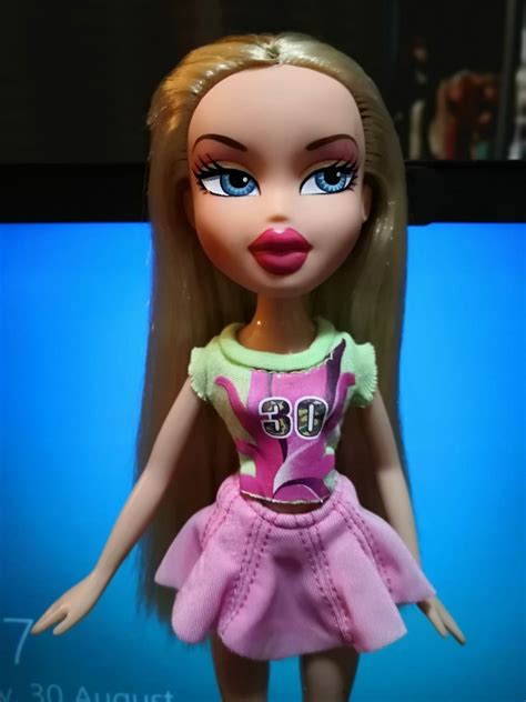 Bratz Cloe Doll Hobbies And Toys Toys And Games On Carousell