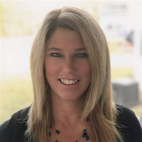 Diane Hyatt Community Marketing Manager Avp Old National Bank