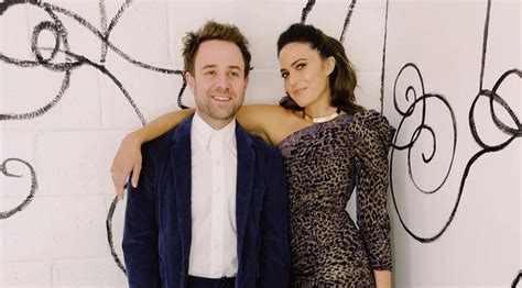 The Untold Truth Of Mandy Moores Husband Taylor Goldsmith Thenetline