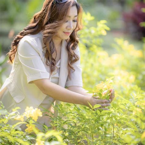 သက္မွဴးခင္ သတ္တဝါ မှန်သမျှ အနန္တ အထူးကျန်းမာစေ ချမ်းသာပါစေ အဆင်ပြေပါစေ အေးချမ်းကြပါစေ အောင်မြင