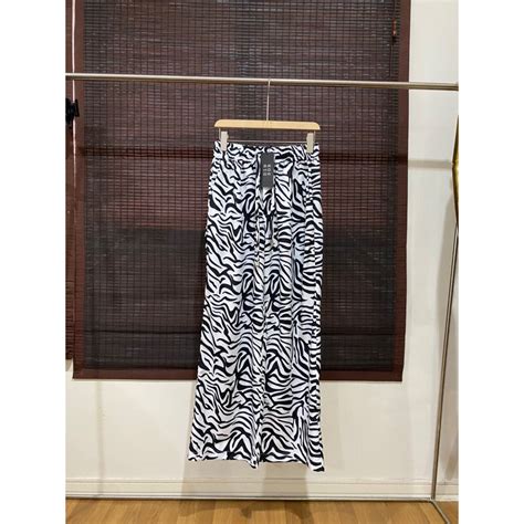 กางเกงขายาว ขากระบอกลายม้าลาย งานสวยเรียบหรู จบทุกงาน พร้อมส่งในประเทศ Shopee Thailand