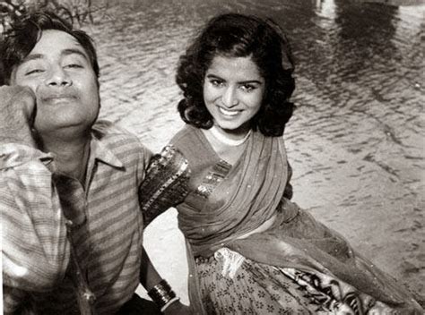 Dev Anand Rare Pic With His Wife