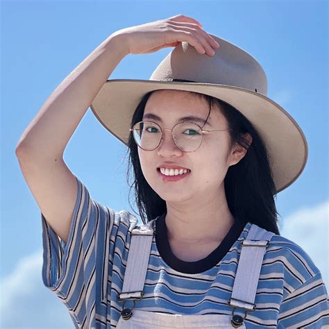 Minjuan Yuan Fractional Dynamical Systems And Applications