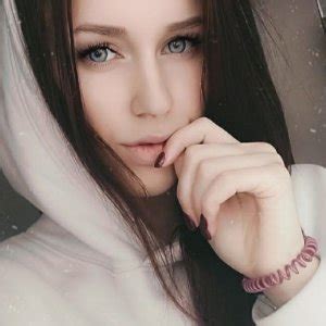 Watch Miss Loli Live Stream On Bigo Live