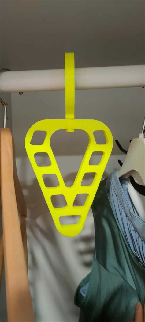 Free Stl File Space Saving Hanger 🏠・template To Download And 3d Print・cults