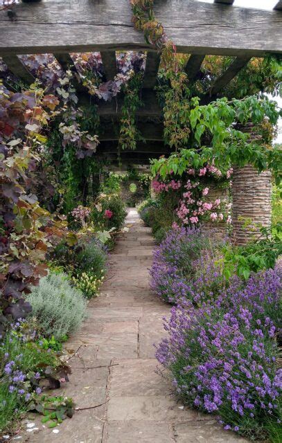Life And Gardens Of Gertrude Jekyll Visionary Of English Garden Design
