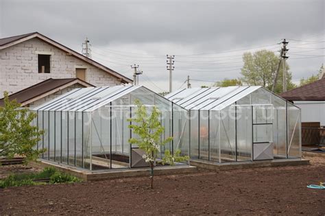 Теплицы и тепличные комплексы фото с объектов
