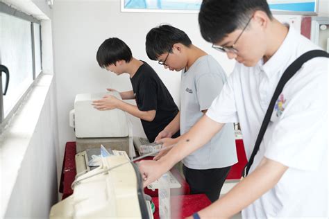 寓见最美的你计算机学院开展劳动教育实践系列活动 计算机科学与工程学院欢迎您