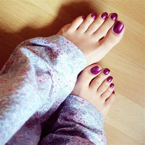Hot Pink Toes Nylons Female Feet Womens Feet Toe Nails Beautiful