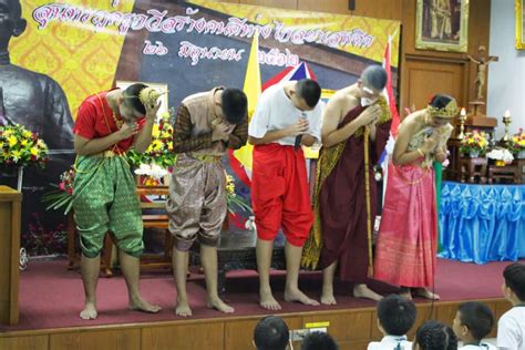 กิจกรรมวันสุนทรภู่ “สุนทรภู่ครูกวีสร้างคนดีห่างไกลยาเสพติด” โรงเรียนเซนต์หลุยส์ศึกษา