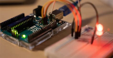Foto Profissional Gratuita De Aparelho Aparelhos Aprendendo Arduino Arduino Uno Cabeamento