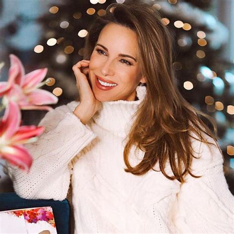 Лисий взгляд как нарисовать стрелки для глубоко посаженных глаз Вечерние образы Стрелки