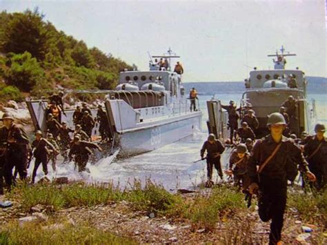 Yugoslavia Serbia DJČ601 landing craft 1976 Issue 2293