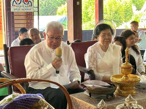 ថ្នាក់ដឹកនាំខេត្តក្រចេះ អញ្ជើញចូលរួមកាន់បិណ្ឌវេនទី១២ នៅវត្តសិរីសន្ធរវង្សក្រចេះក្រុង ហៅវត្តក្រចេះ