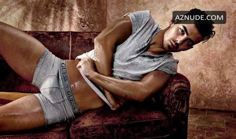 Joe Jonas Nude And Sexy Photo Collection Azmen