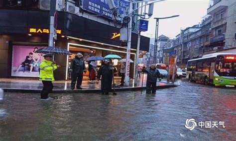 四川万源遭入汛最强降雨 洪水内涝滑坡齐发 图片频道