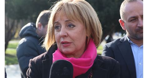 Мая Манолова предпочита токчета пред маратонки