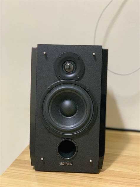 Edifier R DB Bookshelf Bluetooth Speakers Subwoofer Black Audio Soundbars Speakers