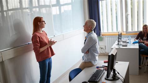 Choosing A Thesis Advisor A Complete Guide My Dissertation Editor