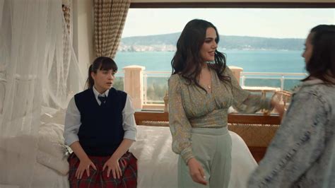 شاهد مسلسل ثلاث أخوات مدبلج الحلقة 18 أونلاين Viu