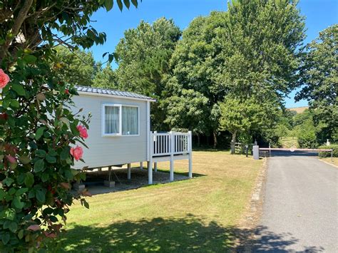 Abi Ingleton West Dorset Leisure Holidays