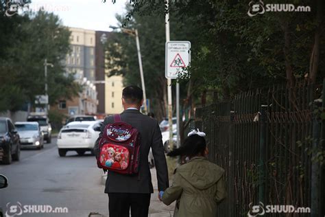 Түгжрэлтэй бүсийн сургуулиудыг ялгамжтай цагийн хуваариар хичээллүүлэх санал гаргалаа