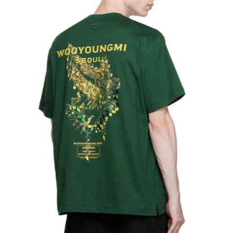 우영미 크라운 그래픽 로고 프린트 반팔티 그린 상품 상세 크로켓