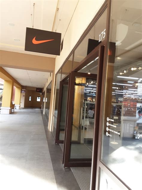 나이키 신세계파주 쇼핑 정보와 주변 관광 명소 및 근처 맛집 여행 정보