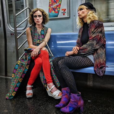 Пассажиры Нью Йоркского метро на снимках Криса Маливата Dymontiger — Livejournal