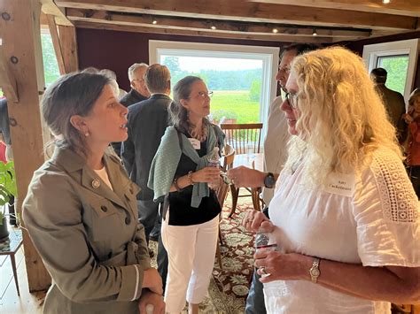 Maggie Goodlander For Maggie Goodlander For Congress