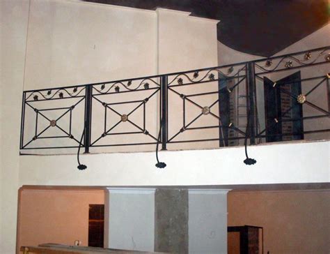 მოაჯირი ფოტოალბომები აირონ პროგრესი ლითონის ჭედური დამუშავება