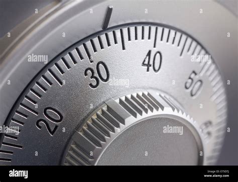 Safe dial hi-res stock photography and images - Alamy