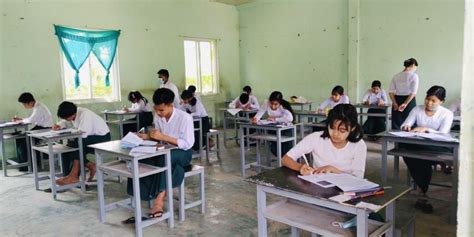 ဓနုဖြူမြို့နယ်အတွင်းရှိ စာစစ်ဌာနများသို့သွားရောက်၍ မြို့နယ်စီမံအုပ်ချုပ်ရေးအဖွဲ့ဥက္ကဋ္ဌနှင့် အဖ