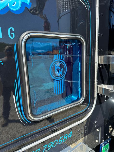 Newer Kenworth Peep Windows Nelson Bugshields