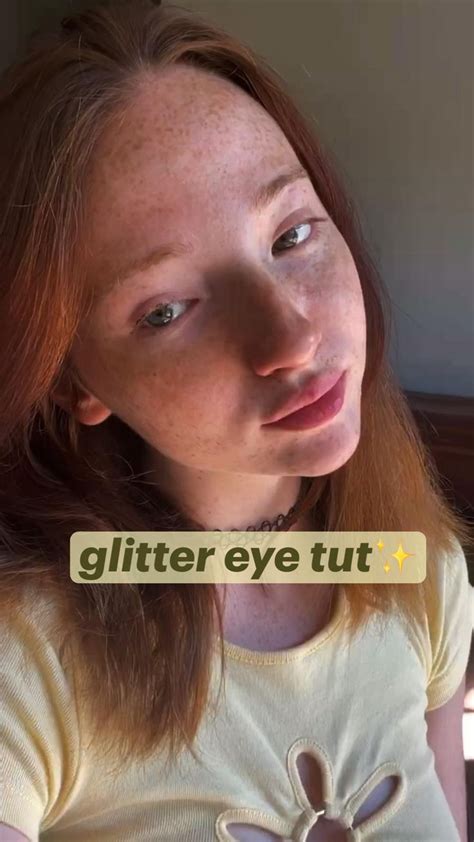 Glitter Eye Tut Eyeliner Looks Eyeliner Tutorial Glitter Eyes