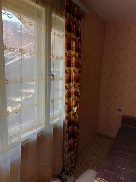 Двуетажна къща Двуетажна къща 150 кв м РЗП 3500 кв м двор Къщи Вили Червен бряг Прода